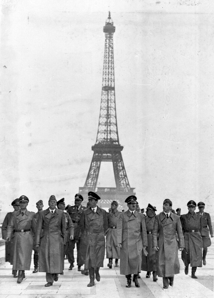 23 juin 1940 : Hitler visite Paris. - La Chronique culturelle